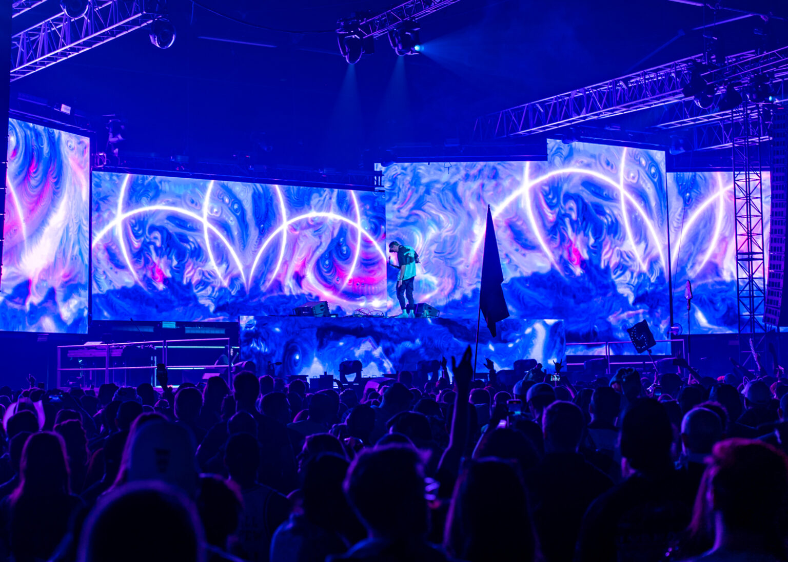 Lights All Night? More Like Locals All Night | True Hollywood Talk