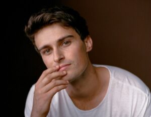 Review: Actor Mitchell Bourke is spotlighted on Power 98.5 Satellite ...