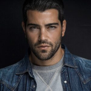 Review: Jesse Metcalfe releases exceptional NUTRL skincare line | True ...