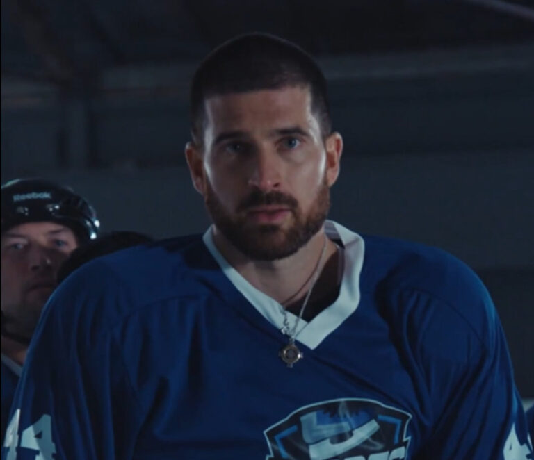 Review: Tyler Scherer and Isabella Ward star in the new vertical drama ...